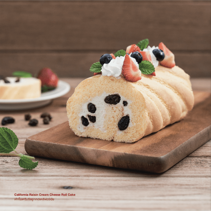 California Raisin Cream Cheese Roll Cake - California Raisins Asean.